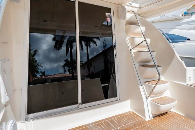 4-Hour 42 Meridian Yacht Rental with Captain in Miami Florida - The Experience: What Reviewers Say and What You Should Know