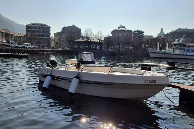 4 Hours Boat Rental Without License 40hp Engine on Lake Como - Exploring Lake Como with Your Own Private Boat