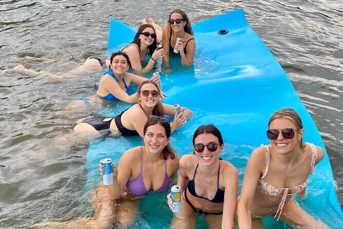 4 Hr Lake Austin Boat Charter with Swim and Sightseeing for 12 - Sightseeing and Landmarks