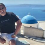 4 hrs PRIVATE island tour and photos, Oia and Blue domes - Balancing Highlights and Limitations