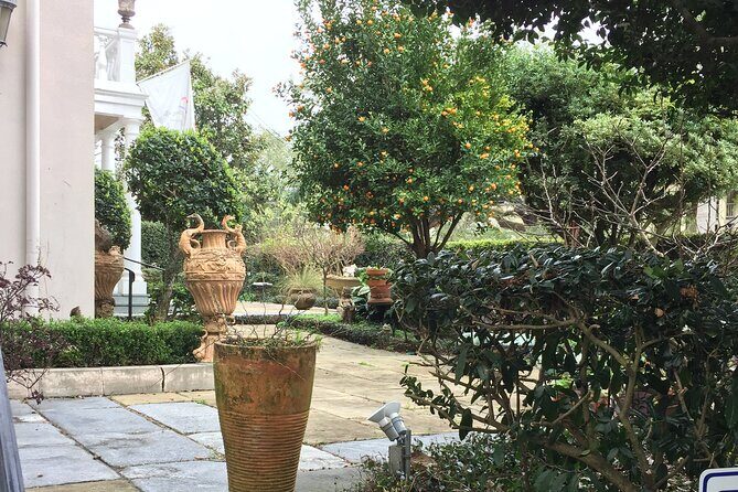 45 minute Highlights of the Garden District - In-Depth Review of the Garden District Highlights Tour