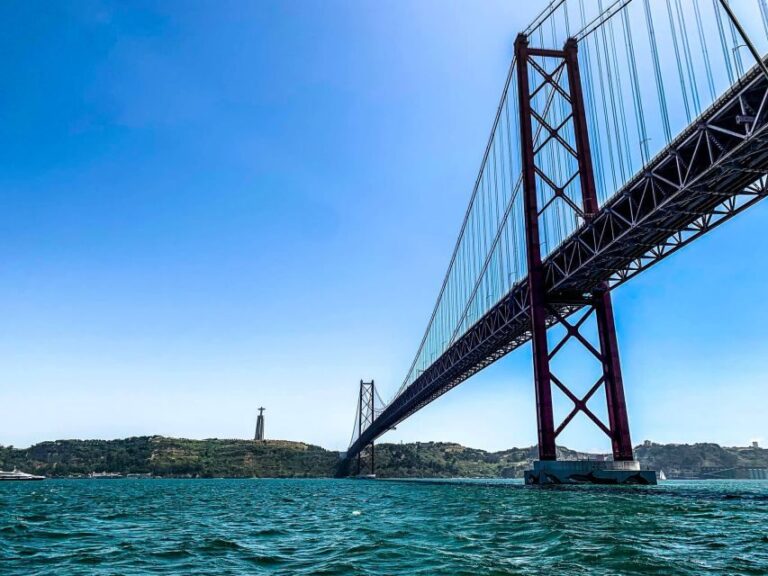4H Fun & Swim Catamaran Tour - Itinerary Breakdown and Highlights