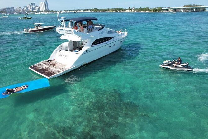 65ft Yacht Charter in Miami - The Itinerary and What to Expect