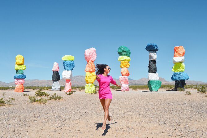 7 Magic Mountains Tour and Las Vegas sign on a Slingshot - An Overview of the Experience
