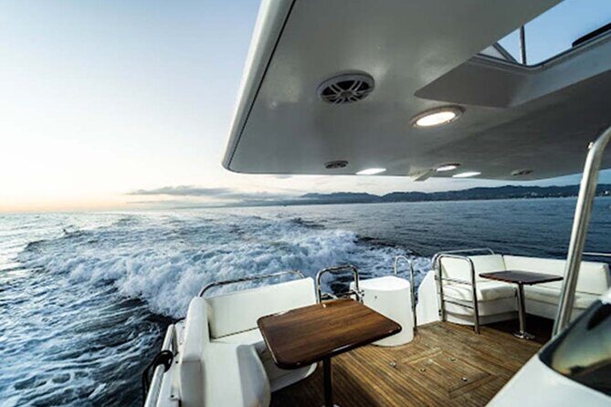 85 ft Lazzara Luxury Yacht Rental in Newport Beach - The Itinerary and Experience Breakdown