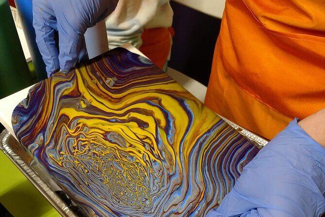 Acrylic Pour Painting Class in Estes Park, Colorado - What the Experience Entails