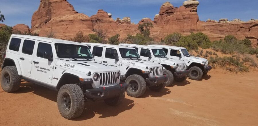 Afternoon Arches National Park 4x4 Tour - Introduction to the Tour Experience
