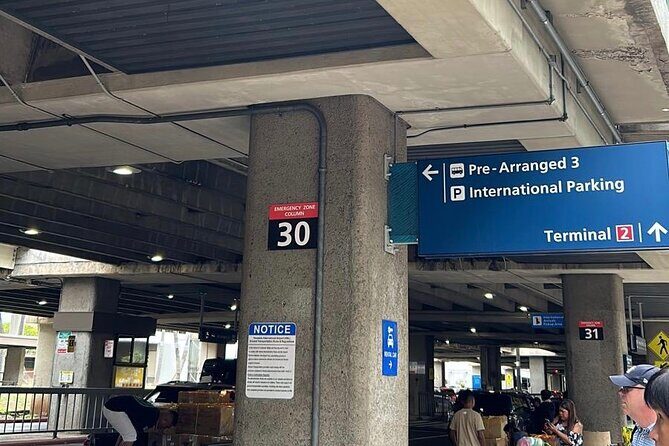 Airport Shuttle - HNL Airport to Waikiki - What to Expect on the Day of Travel