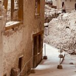 Akrotiri private tour, bu licensed guide , with transfer - Exploring the Akrotiri Site: What to Expect
