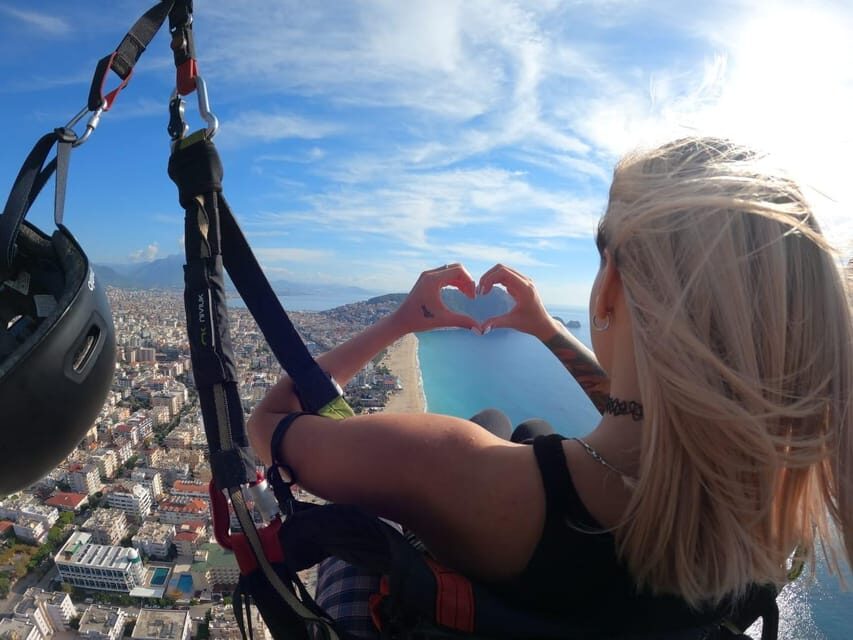 Alanya: Tandem Paragliding Flight to Cleopatra Beach - The Flight: Soaring Over Cleopatra Beach