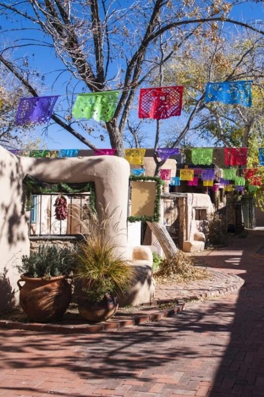 Albuquerque's Timeless Wonders: From Plazas to Museums - Who Will Love This Tour?