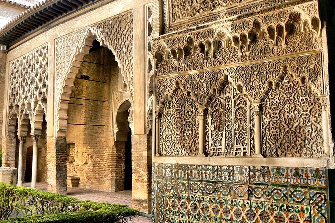 Alcazar and Cathedral of Seville Tour with Skip the Line Tickets - Why the Tour Offers Great Value