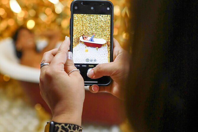 All Day VIP Pass to Original Selfie Museum Seattle - Who Should Consider Visiting?