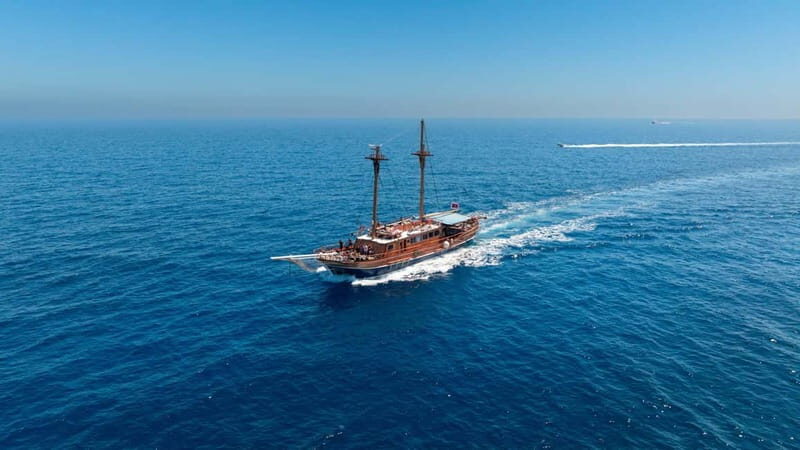 All inclusive Gullet Cruise to Gozo & the Blue Lagoon (CMO) - Itinerary Breakdown: What to Expect During Your Day
