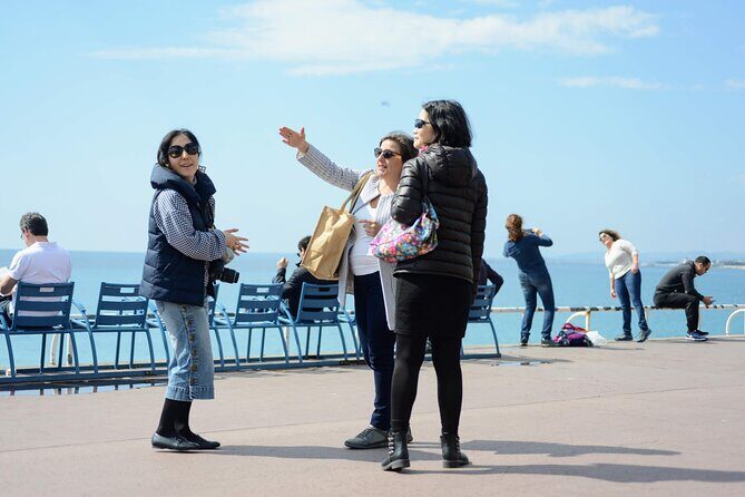 Amazing Private Walking Tour of Old Nice between Italy and France - Exploring Old Nice: A Walk Through History and Beauty
