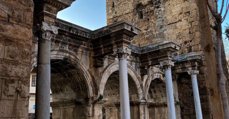 AmazingWalkingTour inAntalyaOldTown - The Guide: Knowledge, Talent, and Personality