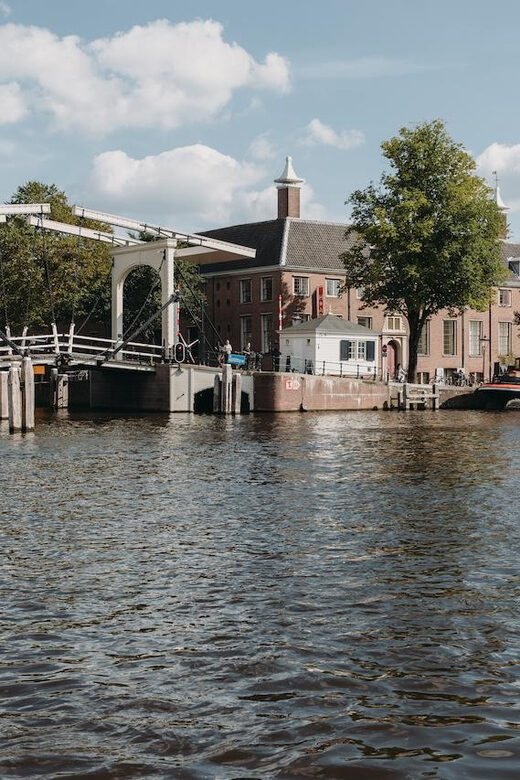 Amsterdam: H'ART Museum Entry Ticket - A Closer Look at the Exhibitions and Features
