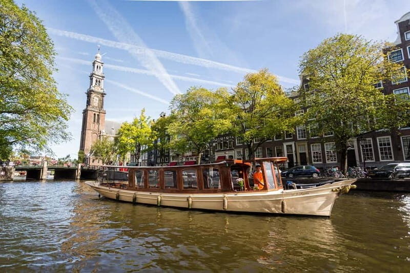 Amsterdam: Official SAIL Experience on Saloon Boat - A Closer Look at the Amsterdam SAIL Experience on a Saloon Boat