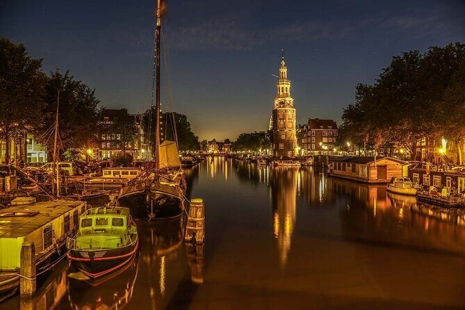 Amsterdam: Private Romantic Evening Canal Cruise + Bubbles/Snacks - Who Should Consider This Tour?