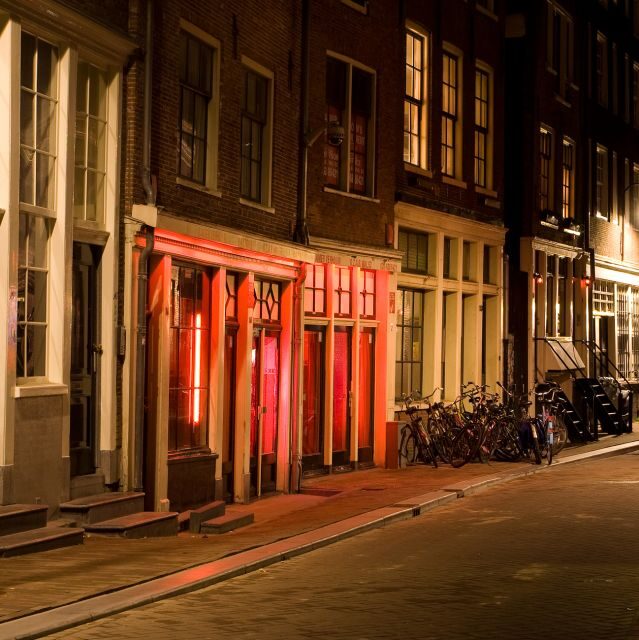 Amsterdam Red Light District tour with a local guide - The Guide and the Experience