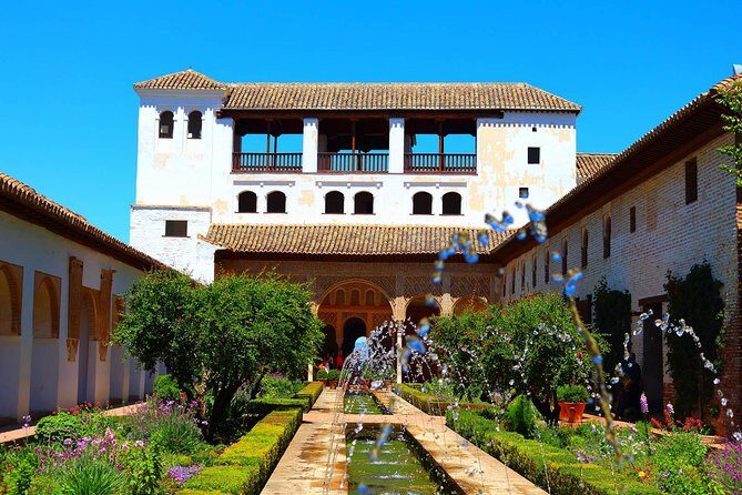 Andalusia 5-Day Guided Tour from Madrid via Cordoba - Day 3: Ronda, White Villages, and Costa del Sol