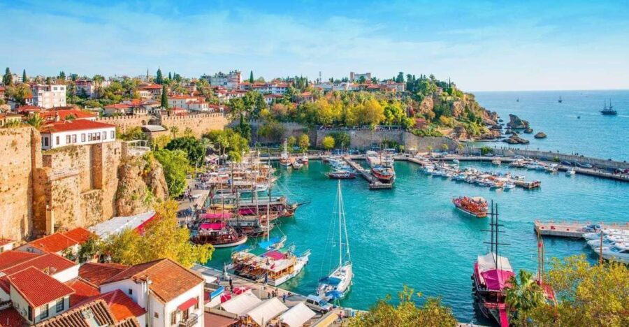 Antalya: Guided Old Town Tour with Boat Trip and Lunch - How the Day Unfolds