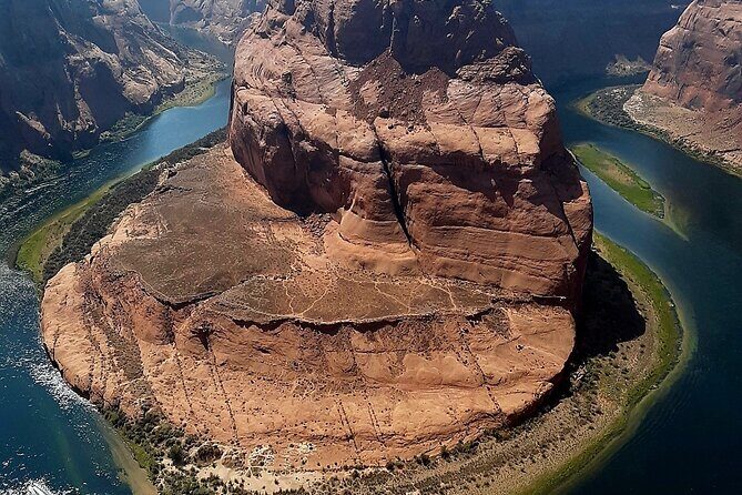 Antelope Canyon and Horseshoe Bend Daily Tour from Flagstaff - Cameron Trading Post: A Cultural Interlude