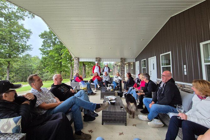 Arkansas Experience USA Nature Culture History Discover - Floating on a River and Small Town Charms
