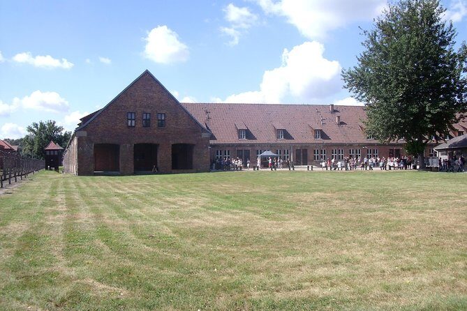 Auschwitz Tours Memorial and Museum Guided Tour from Krakow - Unpacking the Itinerary