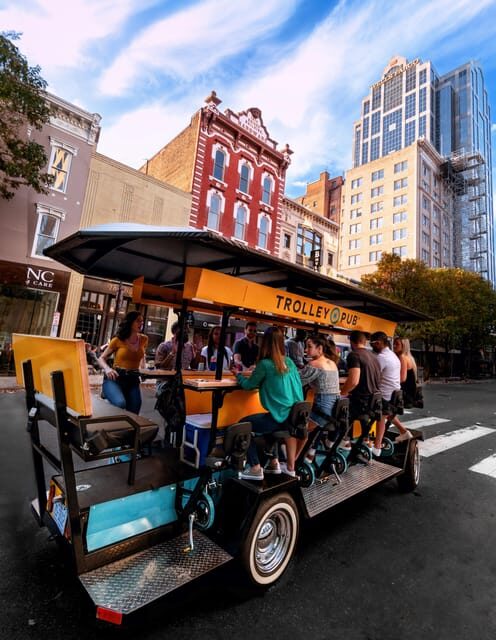 Austin: Trolley Pub Austin Public Mixer Tour - The Practical Side