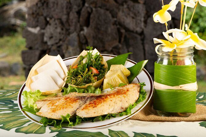 Authentic Hawaiian Dinner Pa'ina with Natives in Hana - The Cultural Dances and Stories
