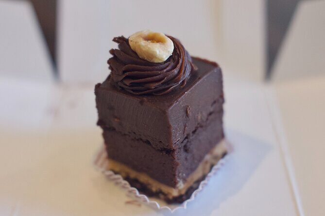 Back Bay Chocolate and Art Galleries Tour - Summary