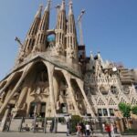 Barcelona Full-Day Sightseeing Private Tour - Marveling at Gaudí: La Sagrada Familia and Park Güell