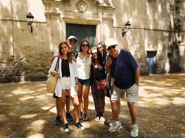 Barcelona Highlights & Secrets Private Tour with Tapa & Drink - Why Choose This Tour?