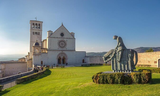 Basilica of Saint Francis Tour with official guide - The Experience: What Makes It Special?