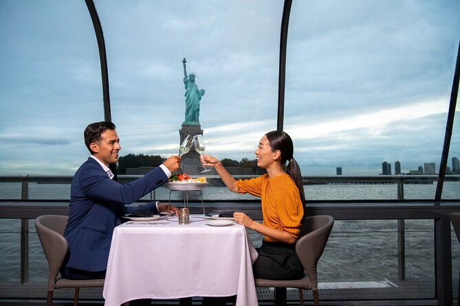 Bateaux New York Thanksgiving Plated Dinner Cruise - Itinerary Breakdown