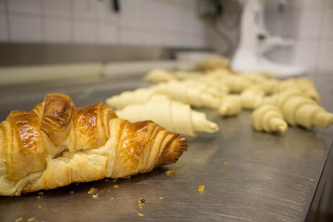 Behind the Scenes of a Boulangerie: French Bakery Tour in Paris - The Itinerary in Detail