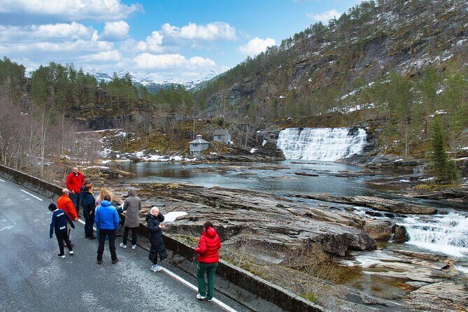 Bergen Golden Circle Fjortour by Minibus - Detailed Breakdown of the Itinerary