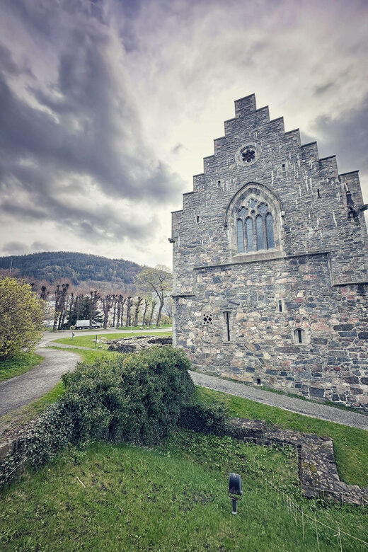 Bergen's Twilight Magic: An Evening Adventure - Is It Worth the Price?