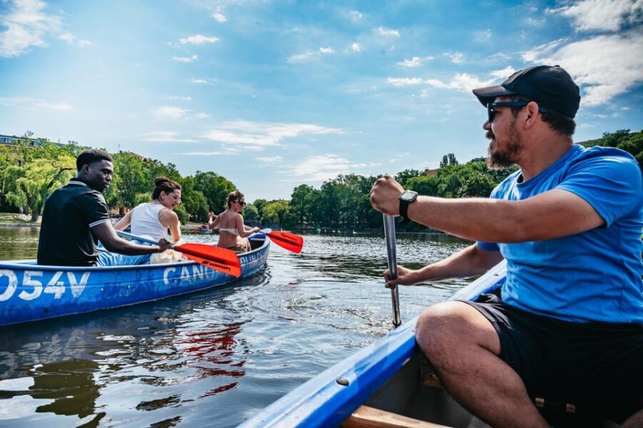Berlin: Guided Tour by Canoe - The Value of a Canoe Tour in Berlin