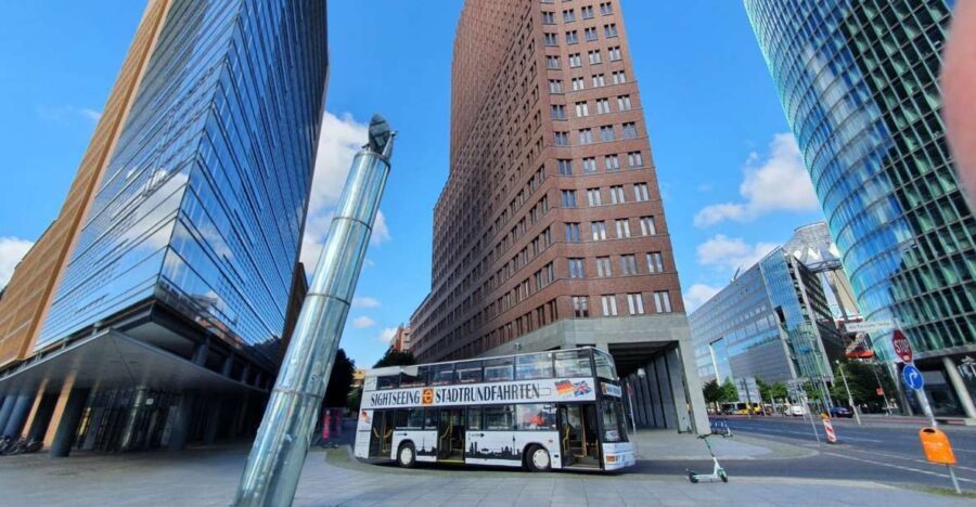Berlin: Hop-on Hop-off Bus Tour with Live Commentary - What Makes This Tour Stand Out