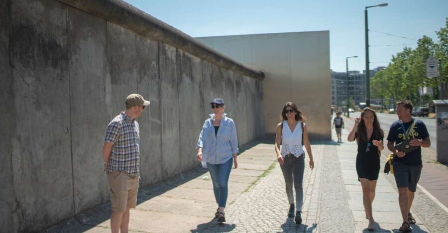 Berlin Insider's Cold War Walking Tour - An In-Depth Look at the Cold War Berlin Walking Tour