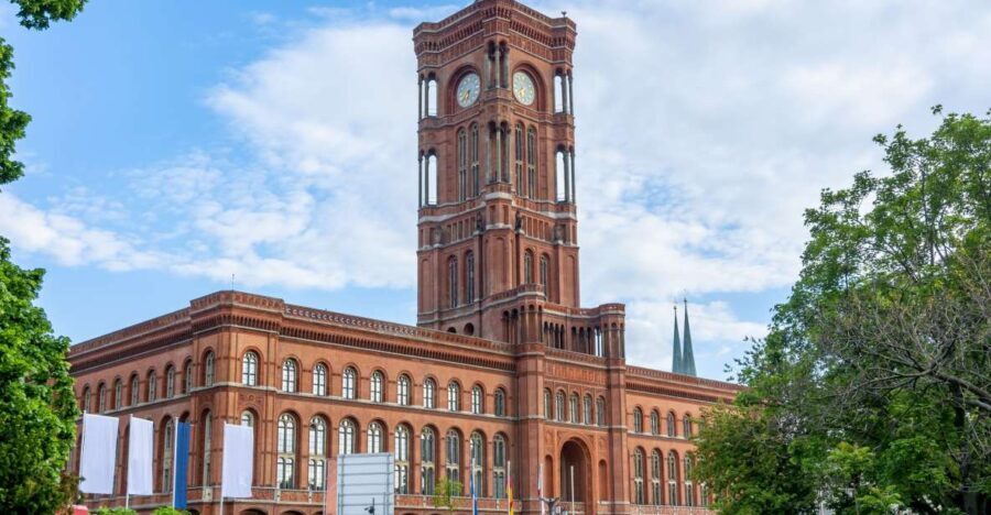 Berlin: Old Town Highlights Private Walking Tour - What Makes This Tour Stand Out