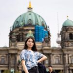 Berlin: Private Photo Session with Professional Photographer - Who Should Book This?