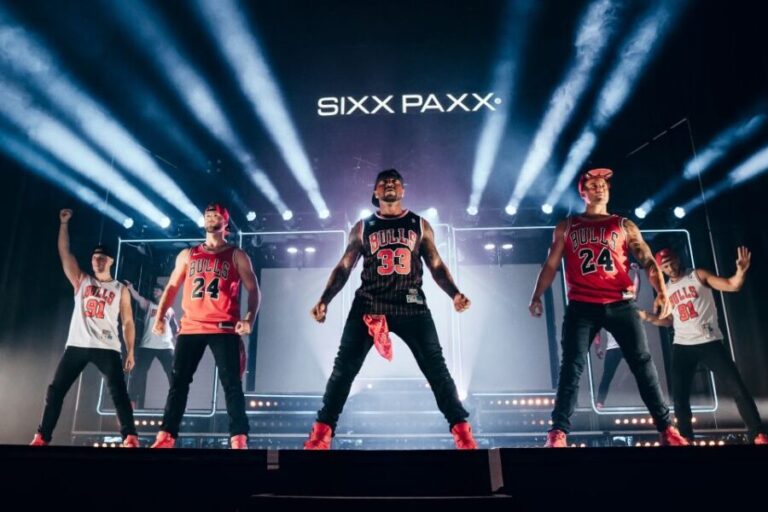 Berlin: SIXX PAXX Theater Show - What to Expect and How It All Comes Together