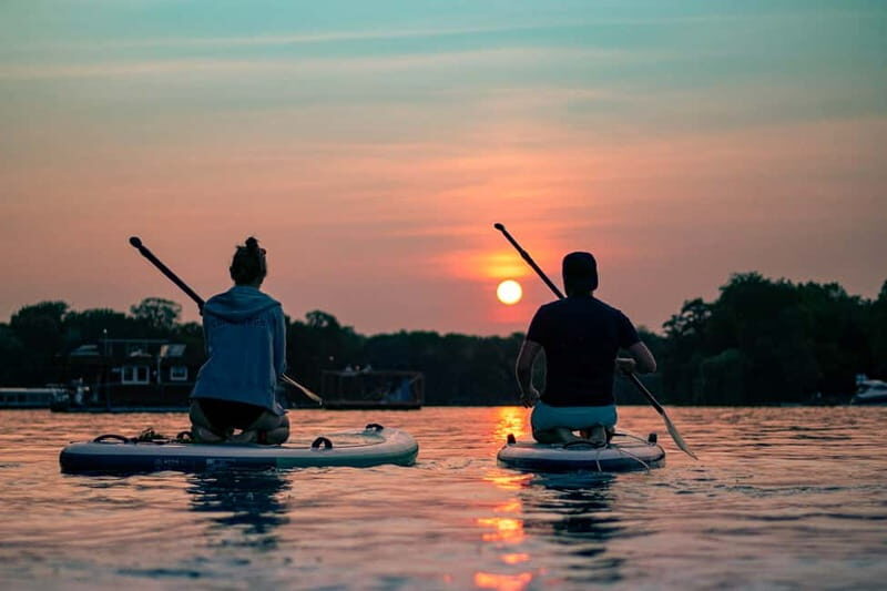 Berlin: SUP Sunset Tour to the Molecule Man - Deep Dive into the Experience