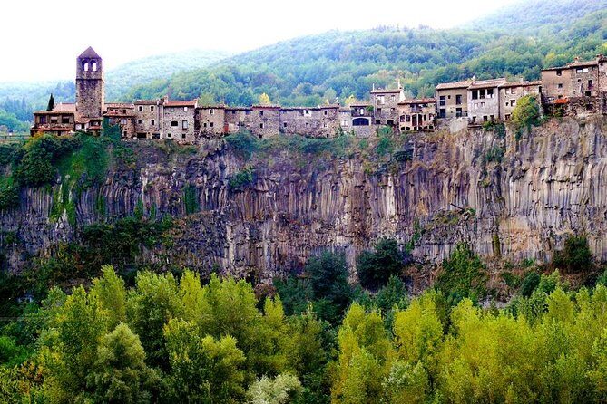 Besalu,Banyoles Lake & Garrotxa Volcanoes Small Group from Girona - The Itinerary in Detail
