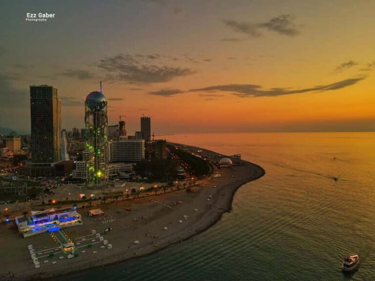 Best Of Batumi: Private, Guided Walking Tour in the City - Detailed Breakdown of the Itinerary