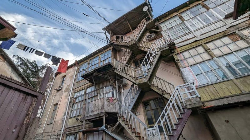 Beyond the Old City: Tbilisi's Hidden Gems Walking Tour - What Makes This Tour Stand Out?