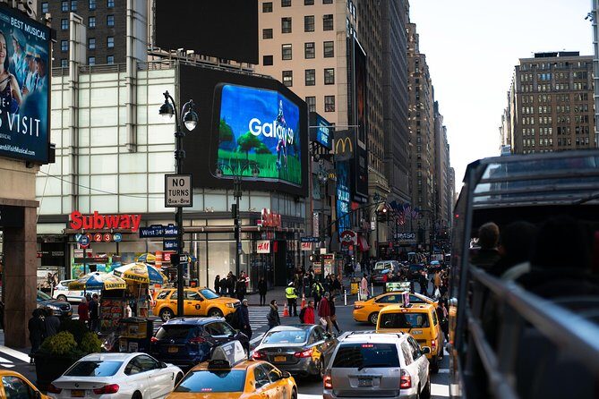 Big Bus NYC: Hop-On Hop-Off Sightseeing Tour by Open-top Bus - The Bottom Line: Who Is This Tour For?
